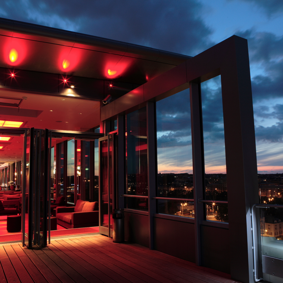 CLOUD 9 skybar & lounge výrazně změní svou tvář | Moda.cz