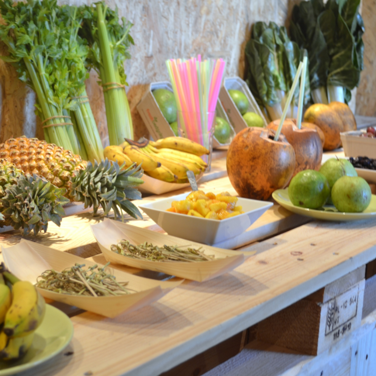 Přijďte ochutnat fantastické raw food speciality v podání Fresh bedýnek ...